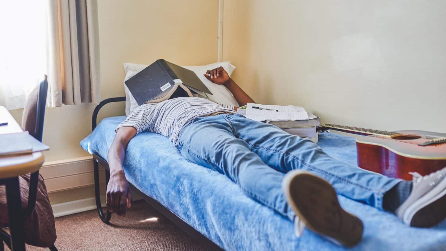 21 Causes Of Fatigue - Planet Naturopath